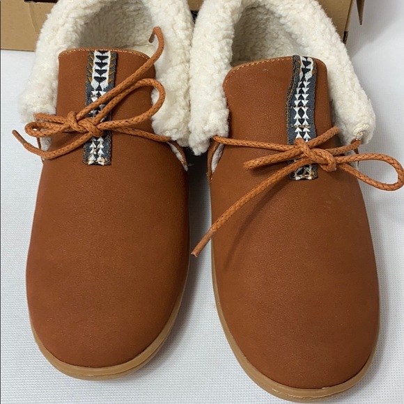 Pendleton | Shoes | Pendleton Caravan Fold Slippers | Poshmark